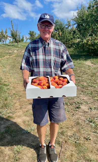 Eat a Peach – Silverback Digest